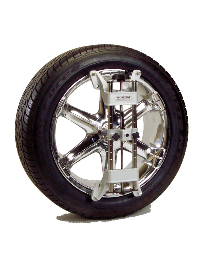 Self-Centering Alignment Wheel Adaptors | Fleet Maintenance