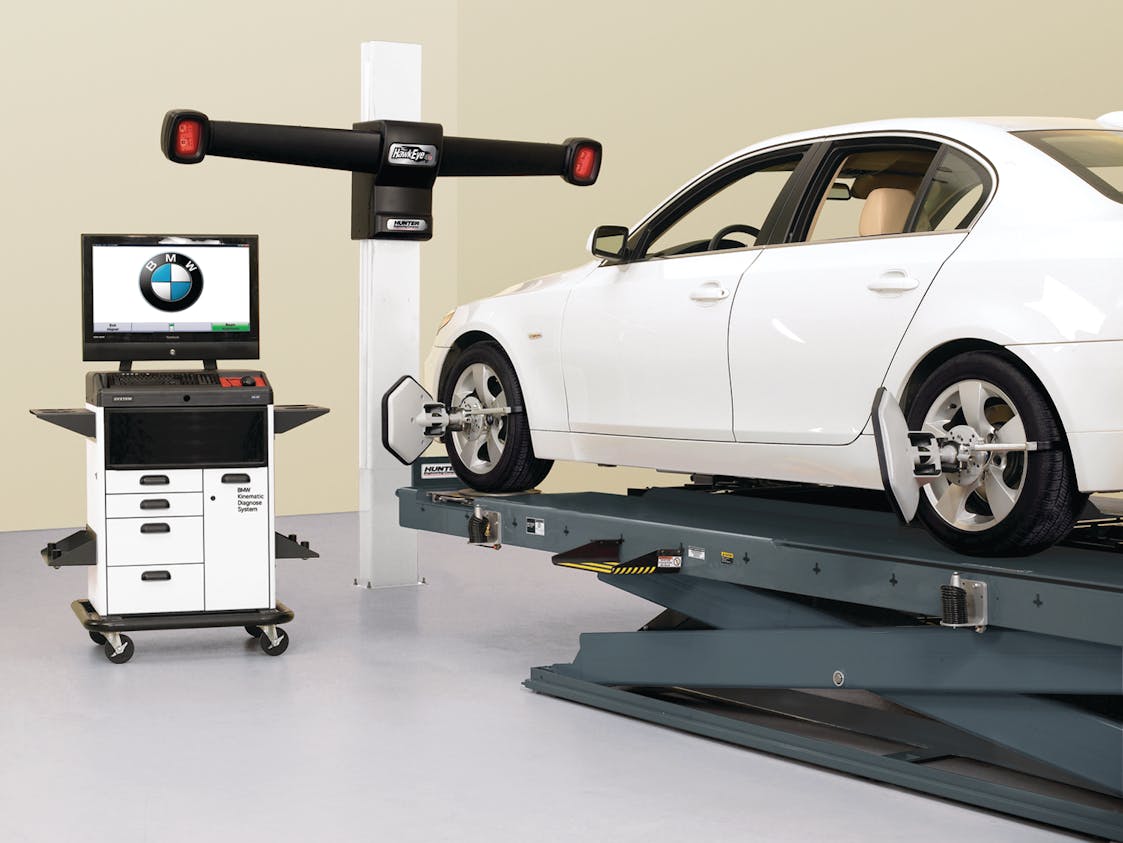 scissor lift rack, No. RXBMW and four-post rack, No. 4PBMW | Fleet ...