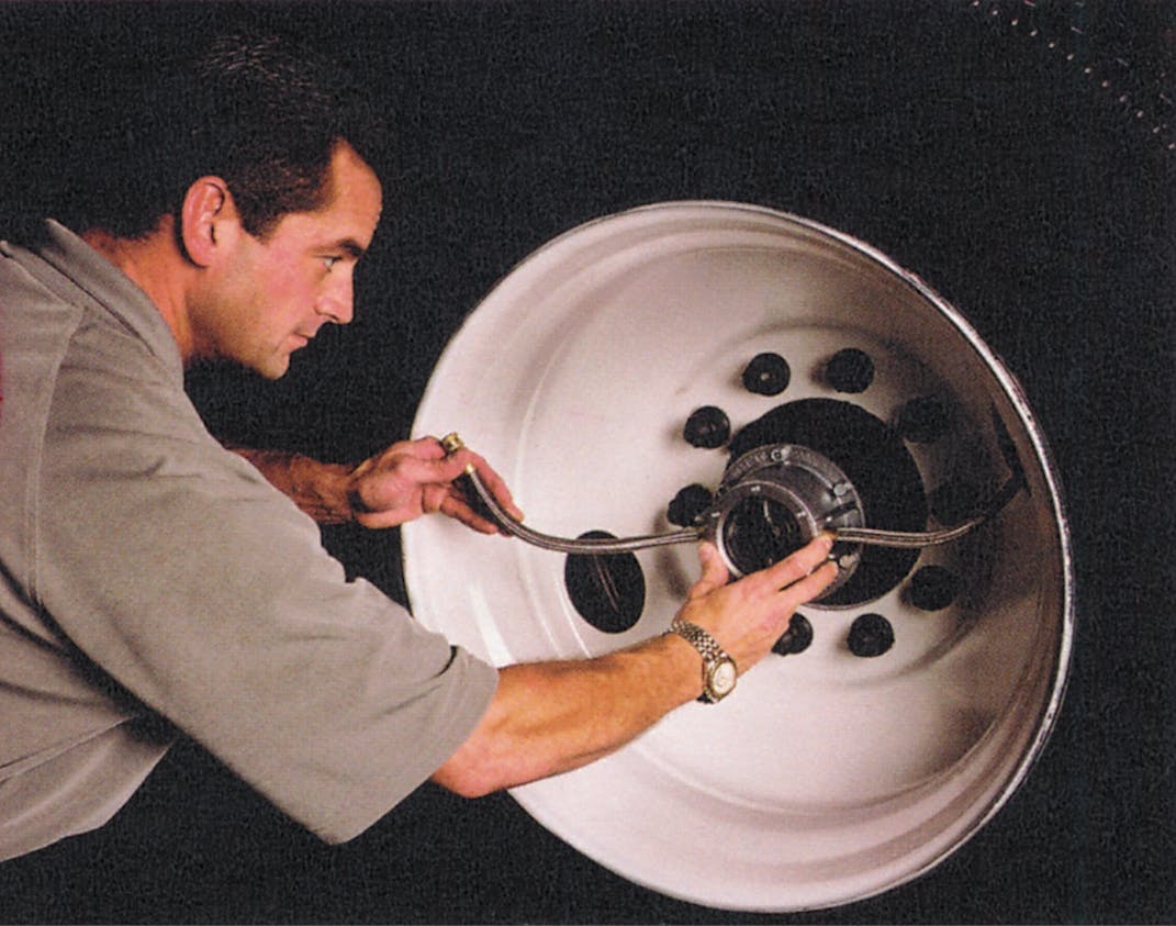 PressureGuard Tire Inflation Systems | Fleet Maintenance
