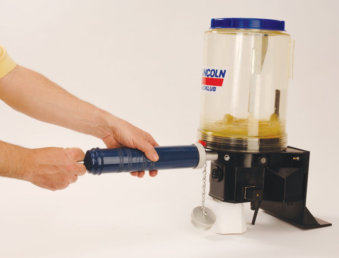 Universal Quickfill Adapter | Fleet Maintenance