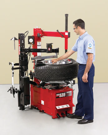 TCX500 Series of tire changers From: Hunter Engineering Company | Fleet ...