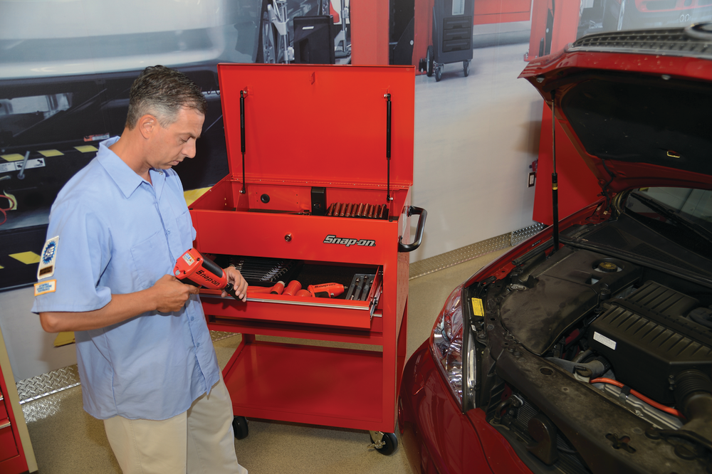 What Is The Optimal Tool Cart? | Fleet Maintenance