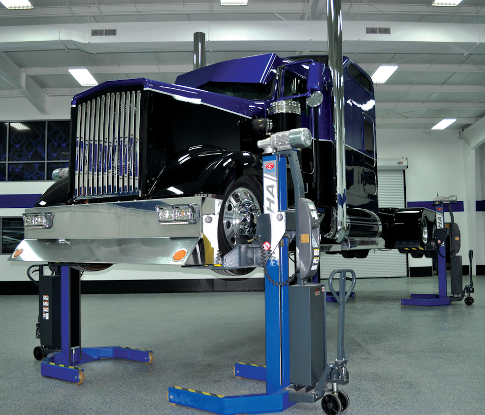 MAHA USA wireless mobile column lift | Fleet Maintenance