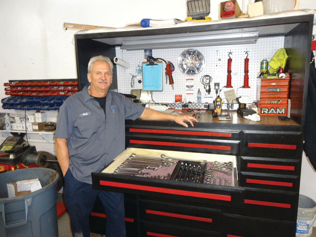 Big-Time Boxes: A home-made toolbox built from scrap wood | Fleet ...