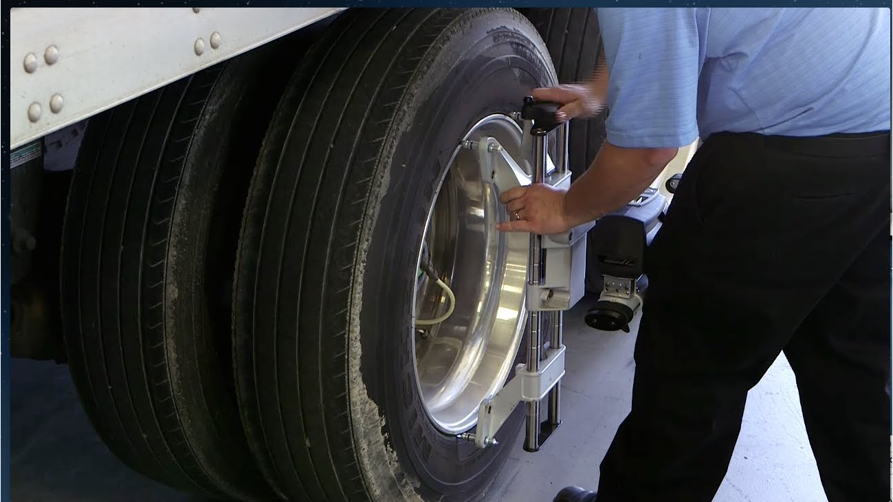 WinAlign HD Alignment System - Trailer Alignment | Fleet Maintenance