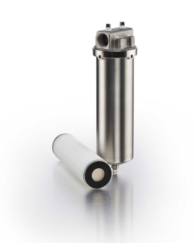 Clean DEF Filter | Fleet Maintenance