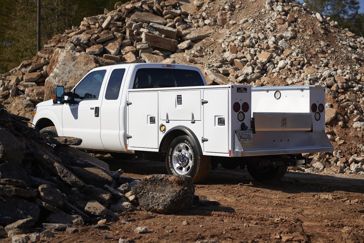 Fiberglass bodies | Fleet Maintenance