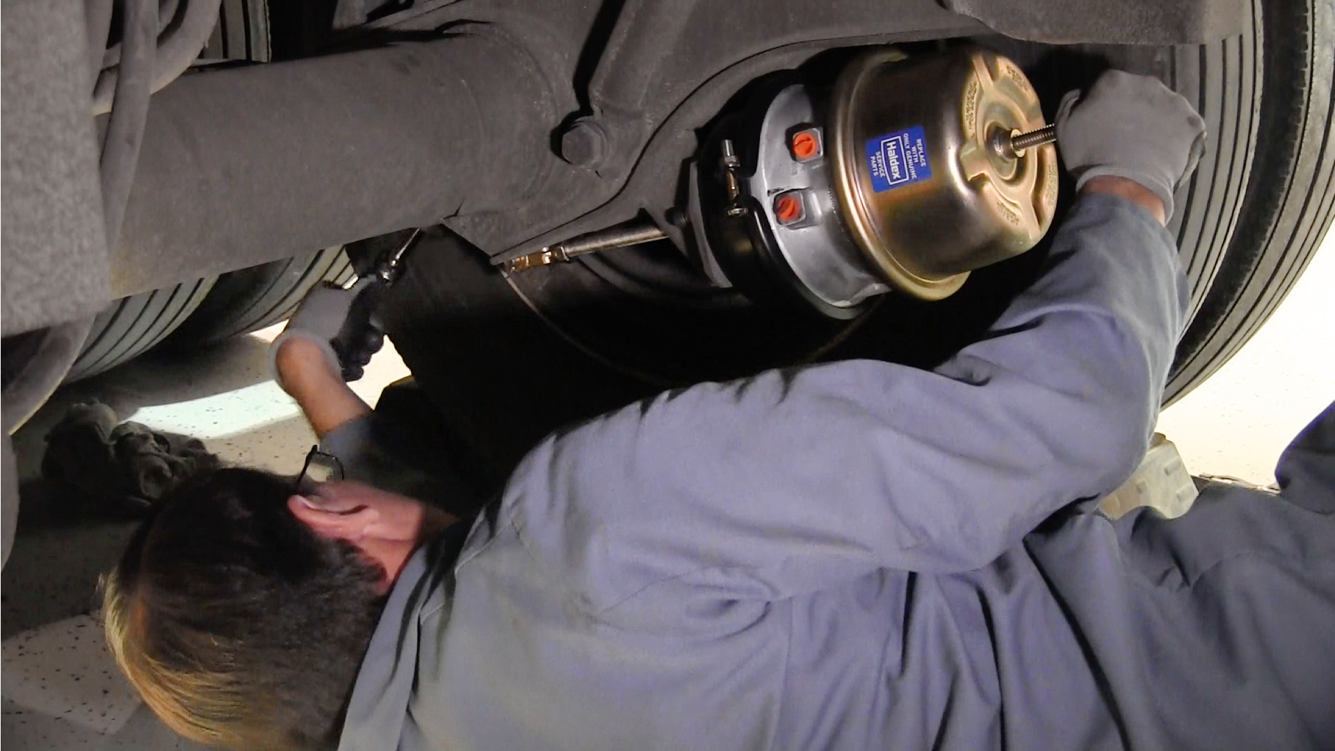 Tech Tip: Recommendations for complete brake maintenance | Fleet ...