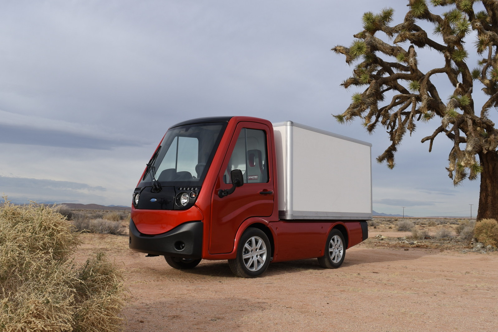 Tropos Technologies launches compact electric utility vehicle in U.S. | Fleet Maintenance
