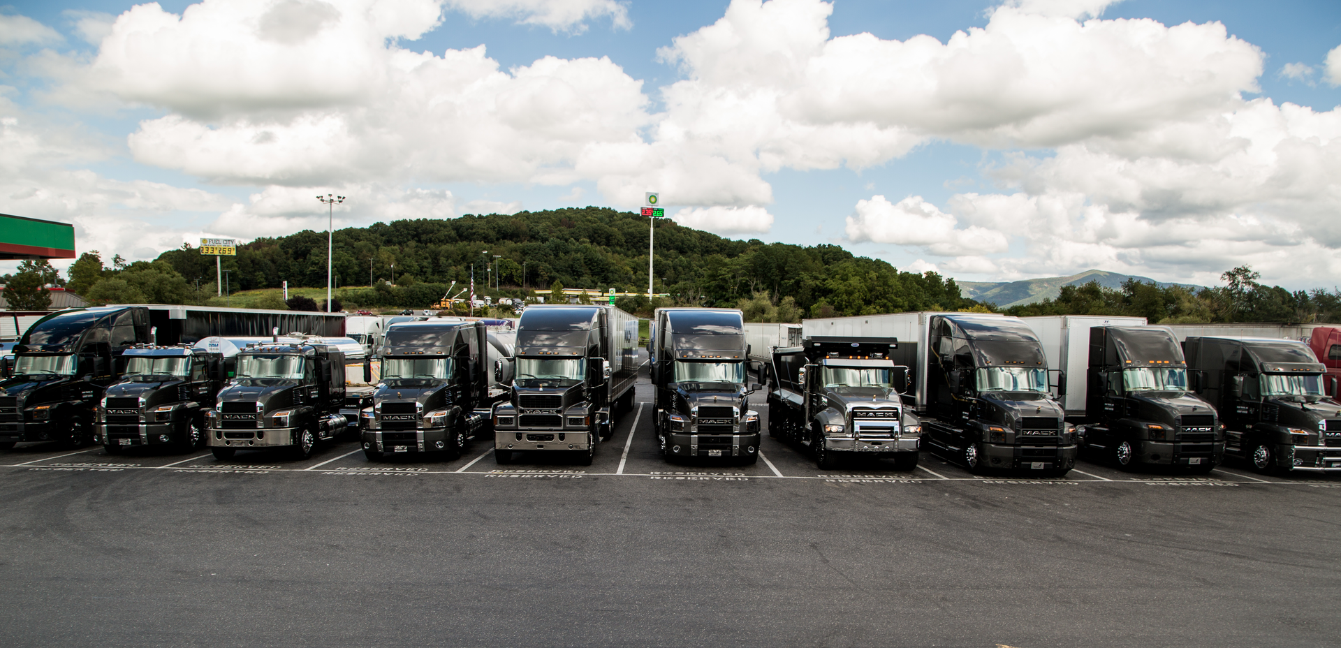 Two-day Mack convoy showcases new Anthem models | Fleet Maintenance