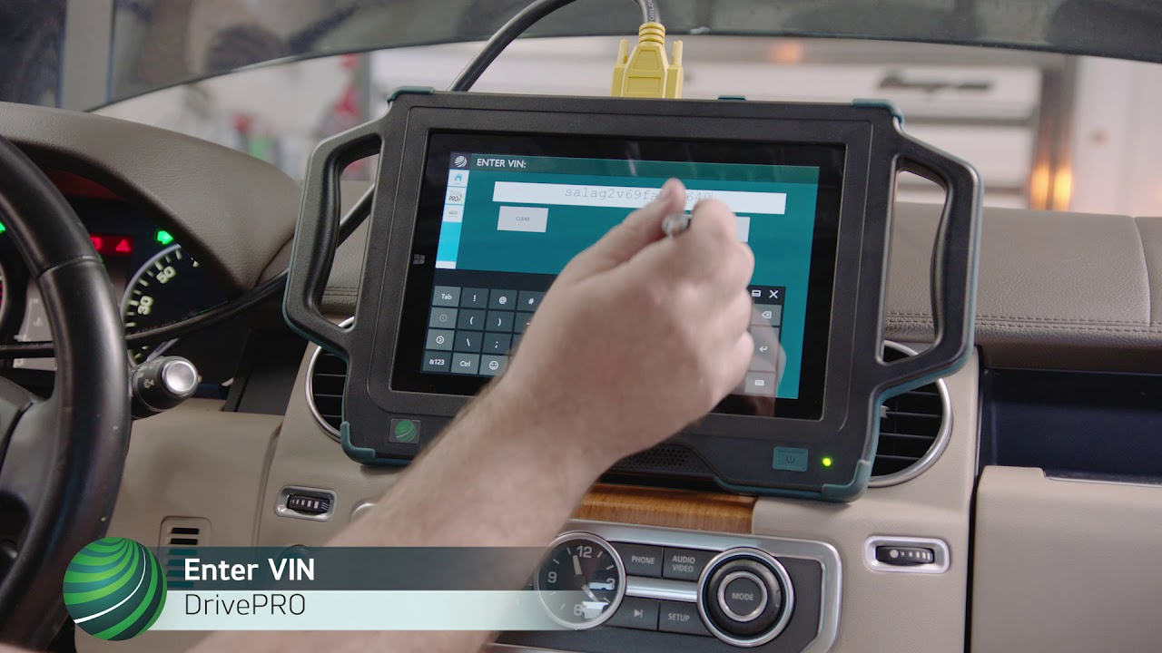 VIDEO: Tech Tip: How to perform keyless vehicle module programming on a ...