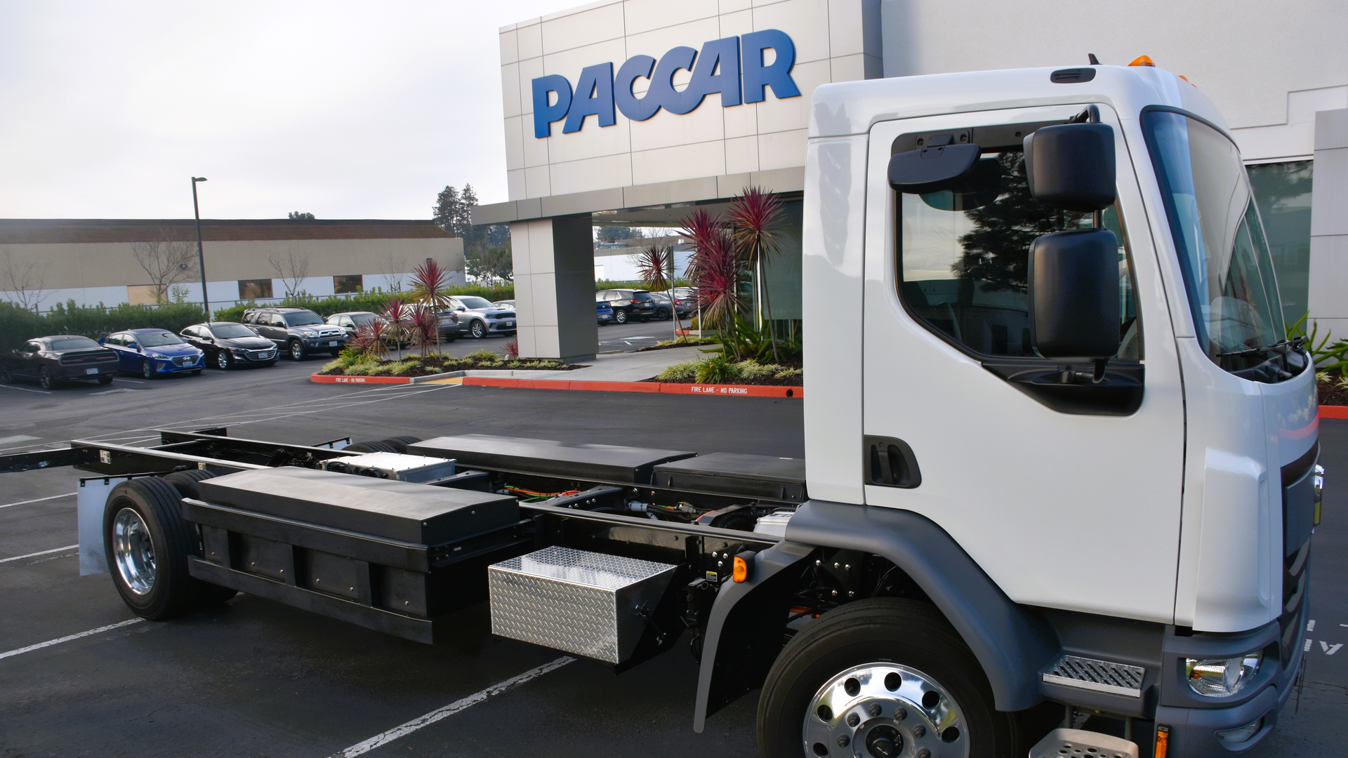 Tour the Paccar Innovation Center in Silicon Valley | Fleet Maintenance