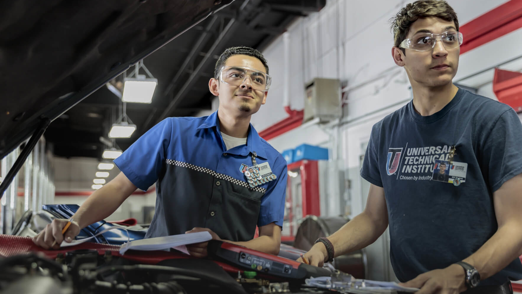 Free summer program lets students test drive career in vehicle repair ...