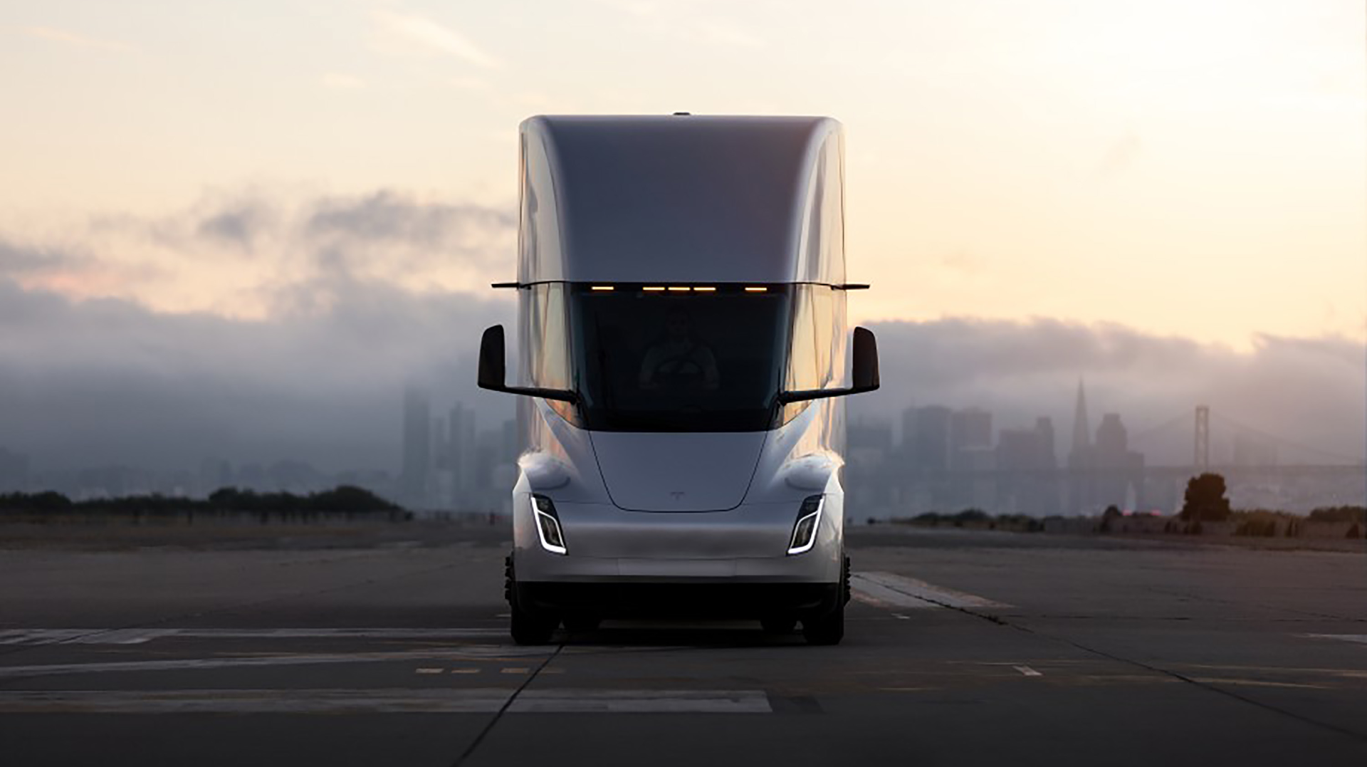 Musk tweet puts Tesla Semi back in the spotlight | Fleet Maintenance