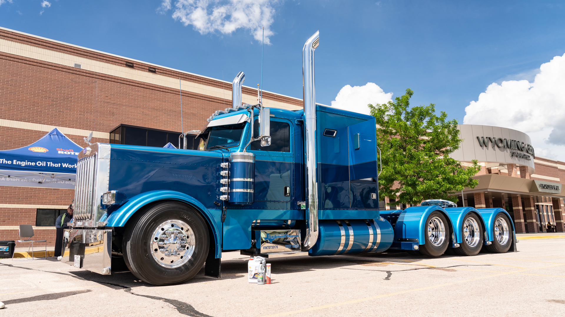 2007 Peterbilt 379 wins SuperRigs 2023 | Fleet Maintenance