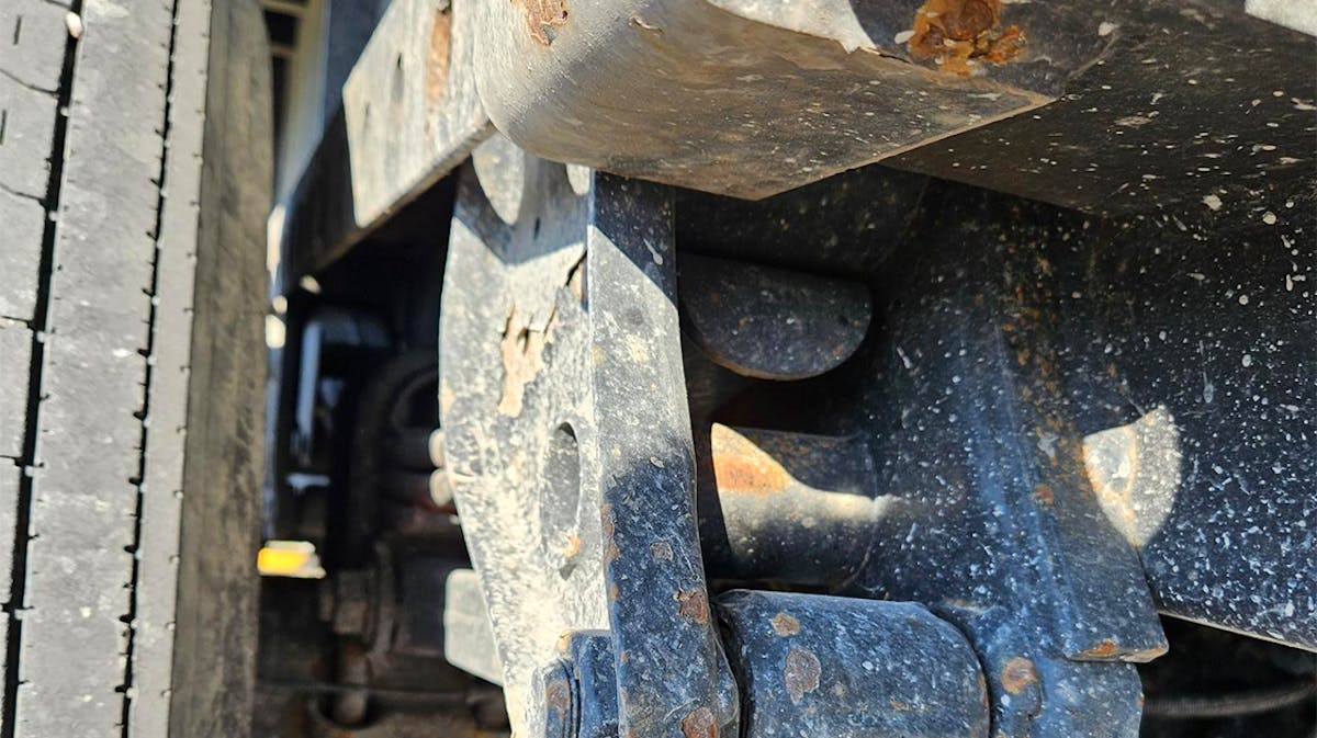 Identifying types of suspension damage | Fleet Maintenance