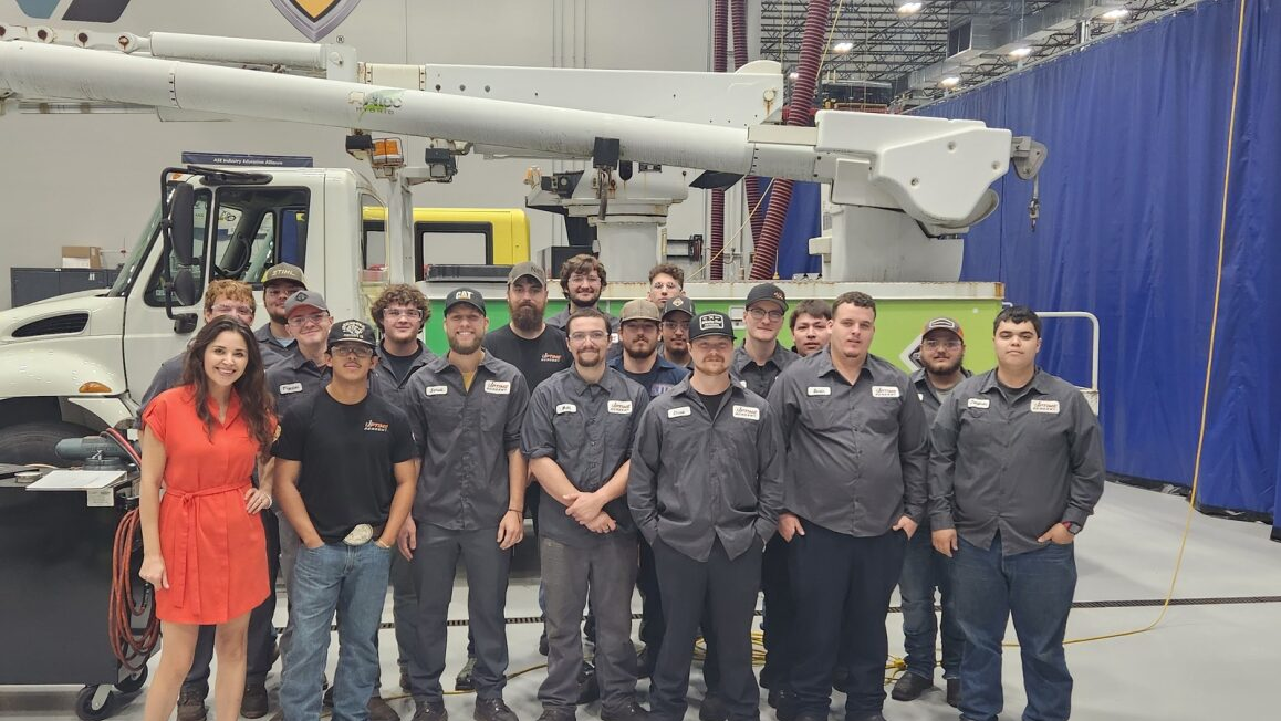 Navistar celebrates technicians with training graduation and tech ...