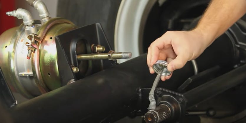 How to inspect and repair slack adjusters | Fleet Maintenance
