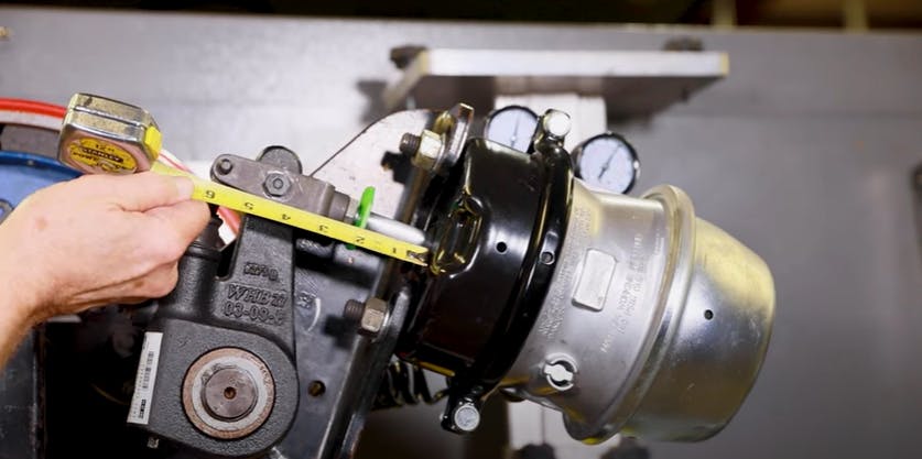 How to inspect and repair slack adjusters | Fleet Maintenance