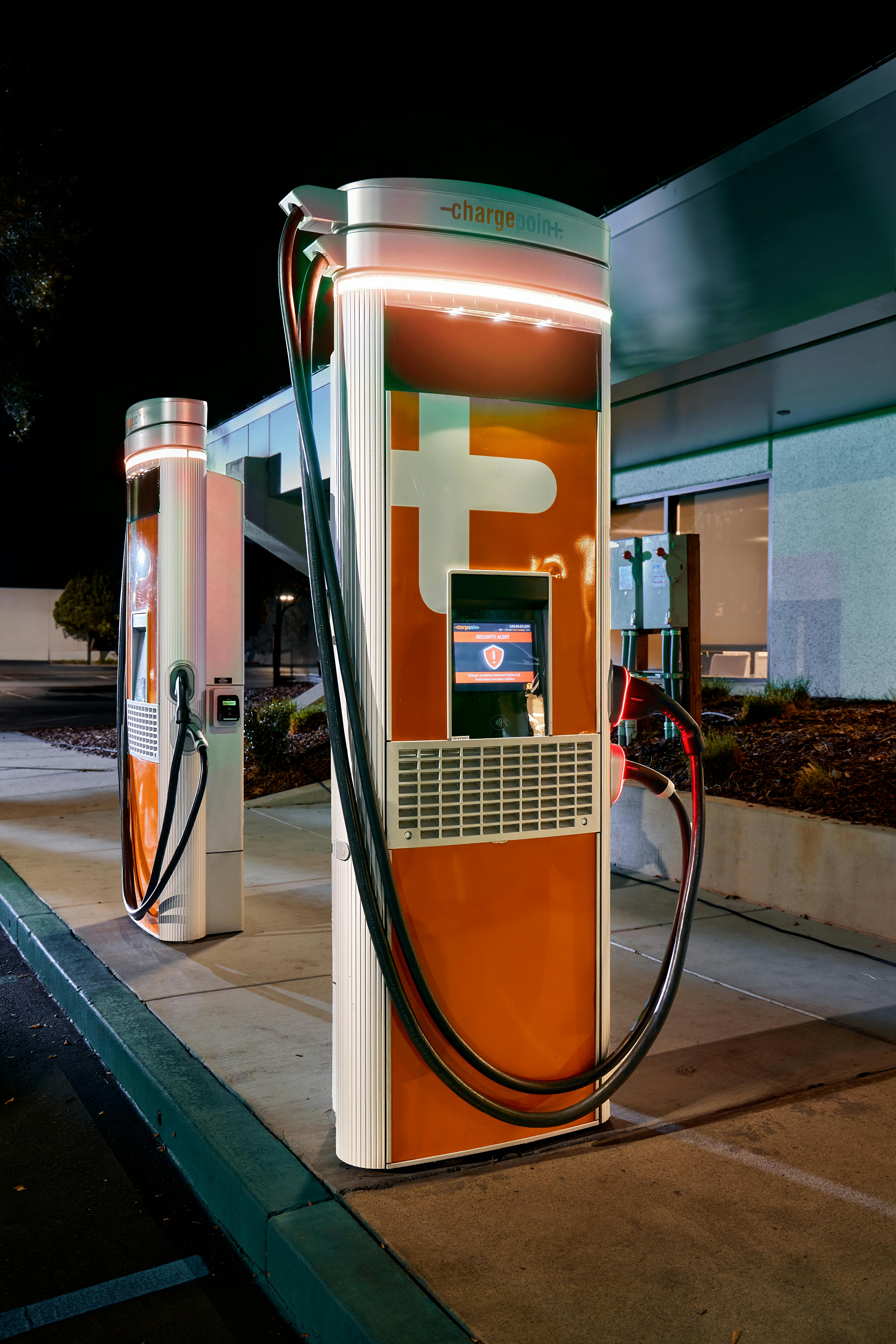 ChargePoint releases new cut-resistant cables and alarm system | Fleet ...